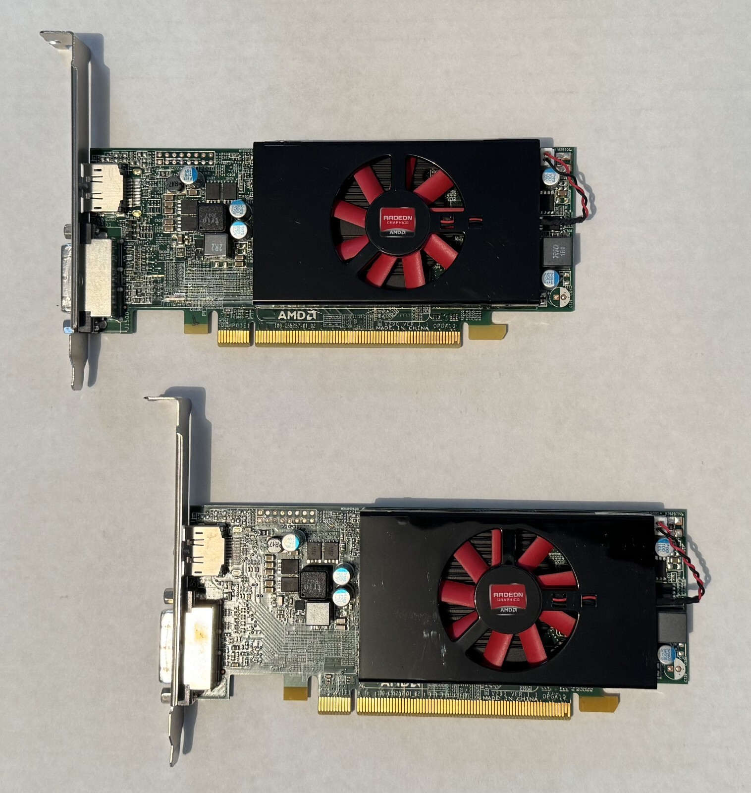 LOT of 2 AMD Radeon R7 250 2GB DDR3 PCI-E DVI Display Port Video ...