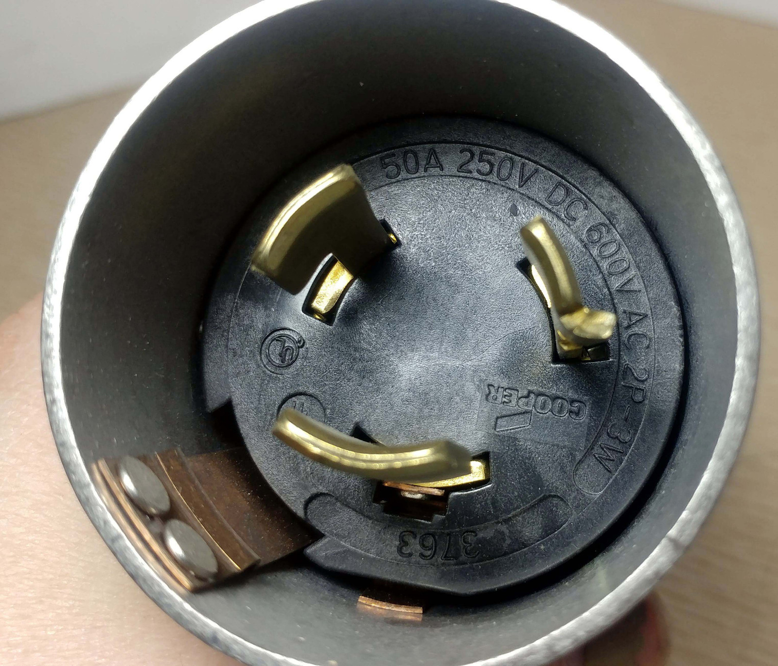 1 NEW COOPER 3763 HART-LOCK PLUG 50A 250V DC 600V AC 2P-3W NNB ***MAKE ...