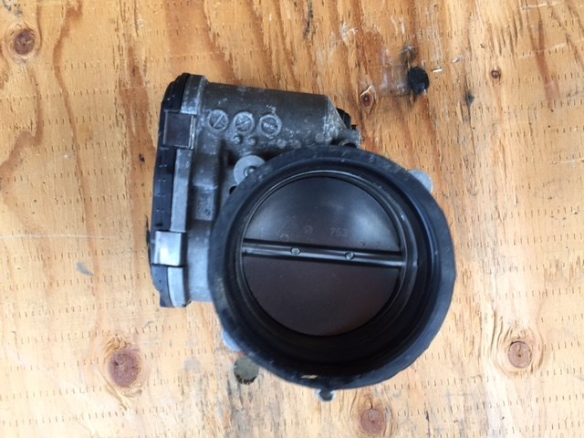 08 Maserati Gran Turismo 4.2 M145 Bon État Corps De Papillon Bosch OEM ...