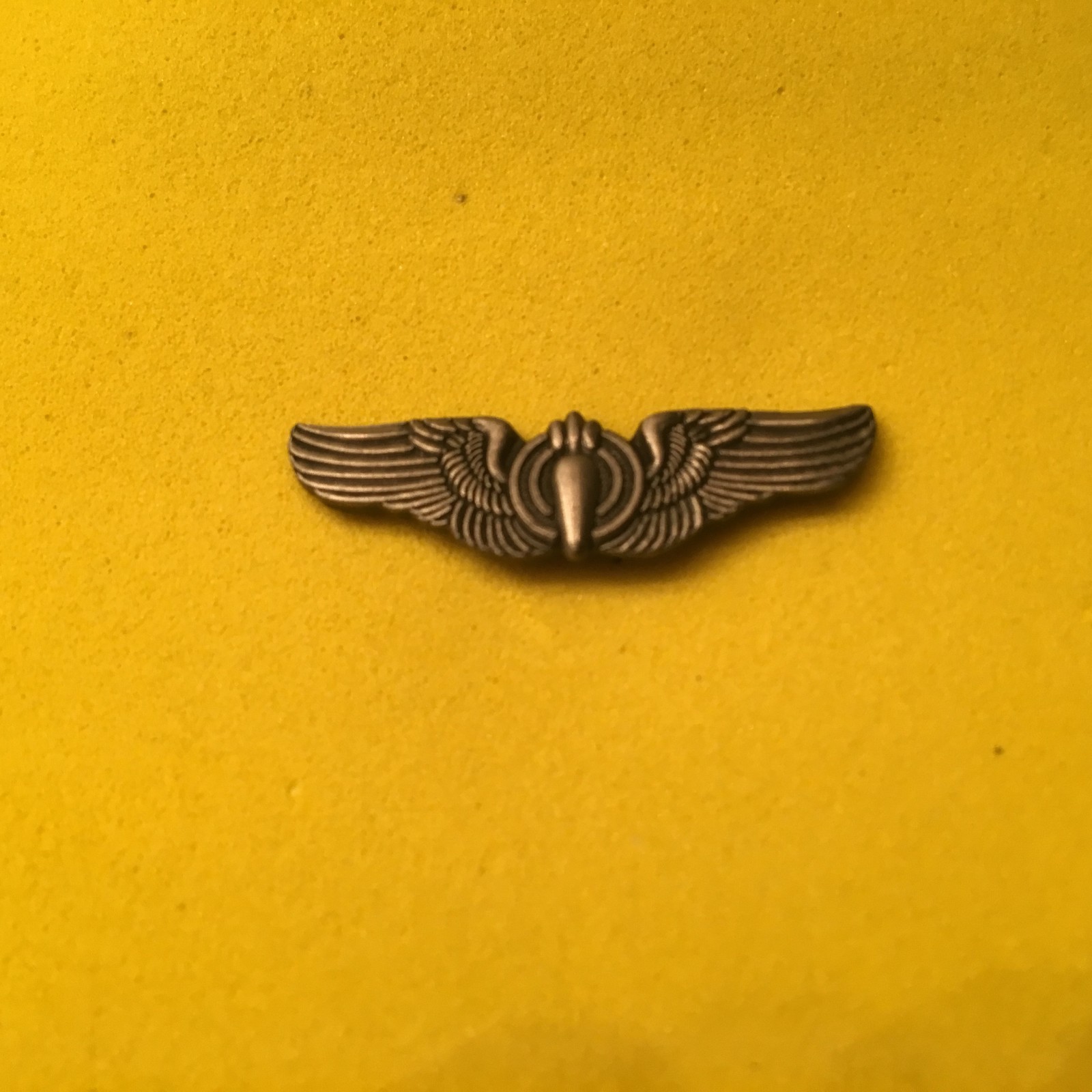 USAF BOMBARDIER HAT/LAPEL PIN SILVER MEASURES 1 3/16 INCHES | eBay