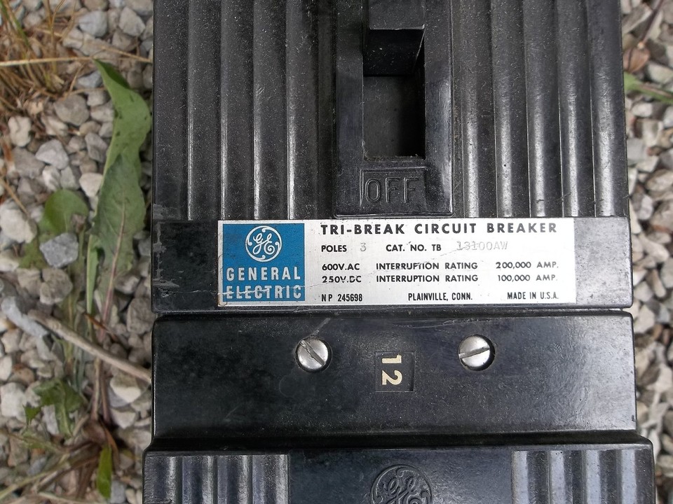 GE Tri-Break Circuit Breaker TB 13100AW | eBay