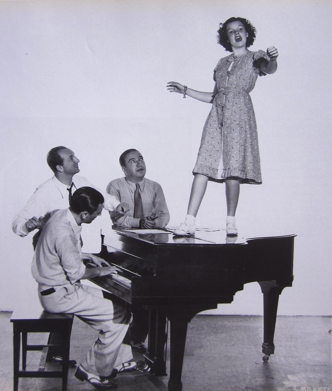 BROADWAY MELODY OF 1938 clipping Judy Garland & Roger Edens piano B&W ...