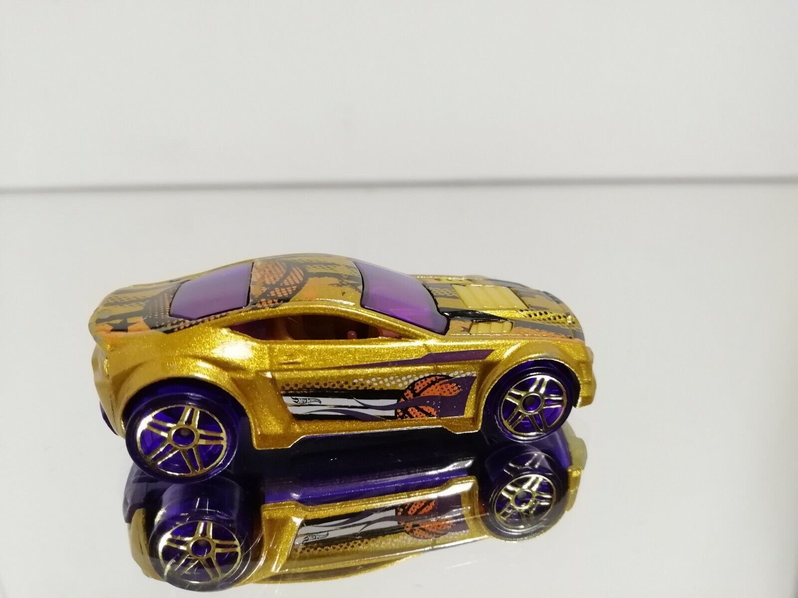 HOT WHEELS TORQUE TWISTER IN METALLIC GOLD HOT WHEELS | eBay