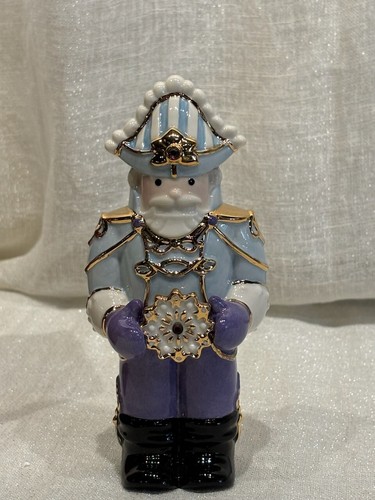 Lenox Nutcracker Jeweled Holding Snowflake 7" Figurine In Box Christmas ...