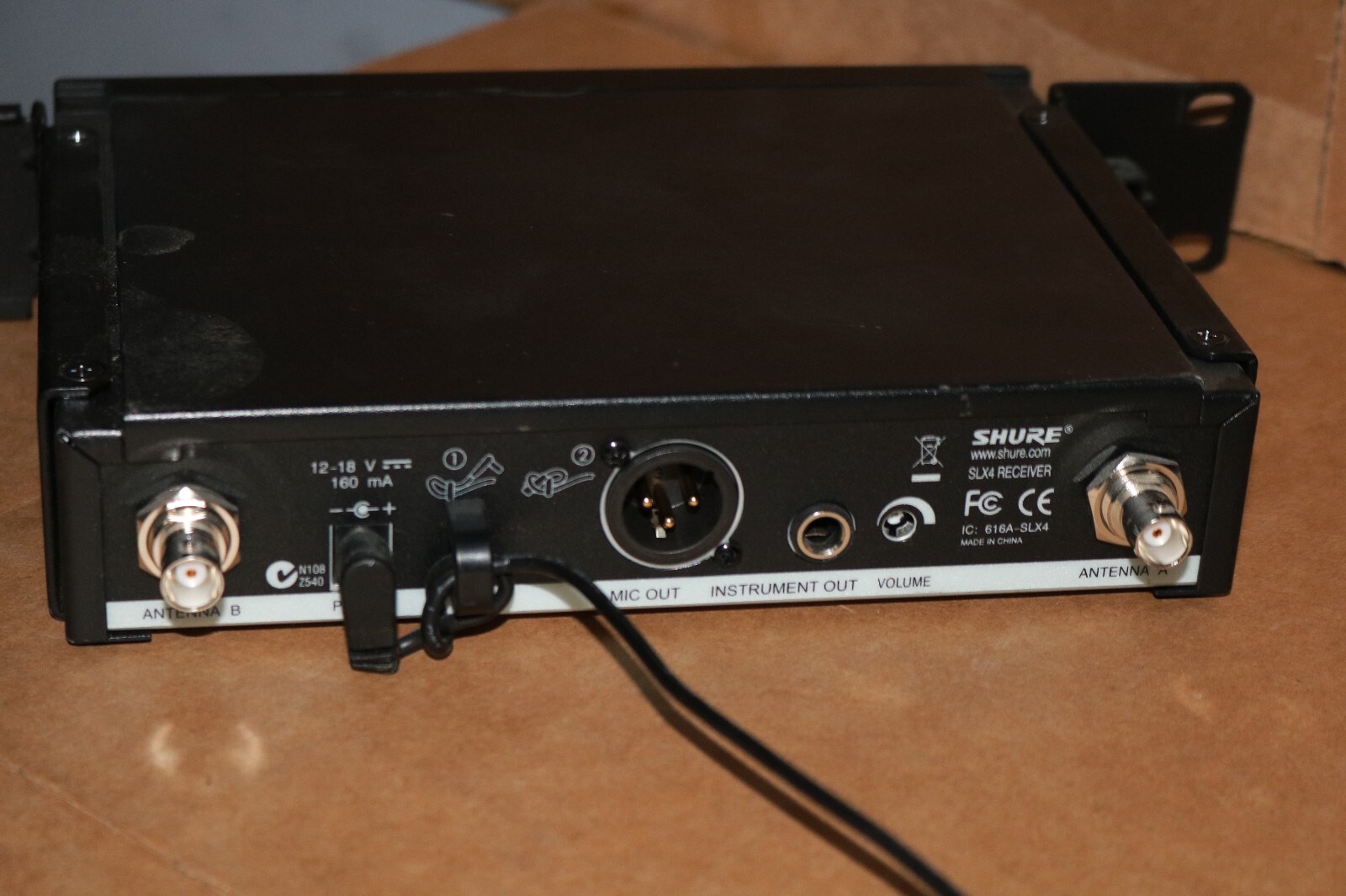 Shure SLX4-H5 Antenna Distribution System , PRE-OWNED . | eBay