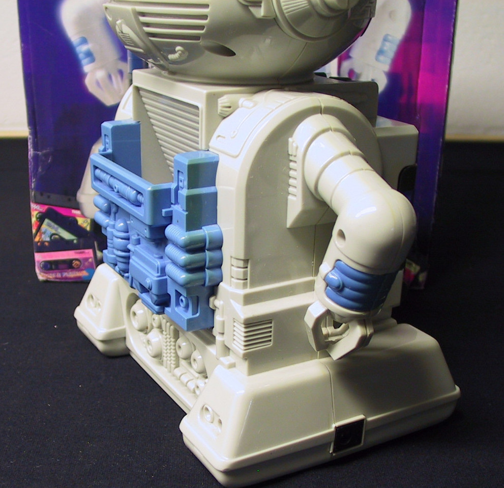 1992 TIGER ELECTRONICS 2-XL TALKING ROBOT CASSETTE PLAYER WITH BOX AND ...