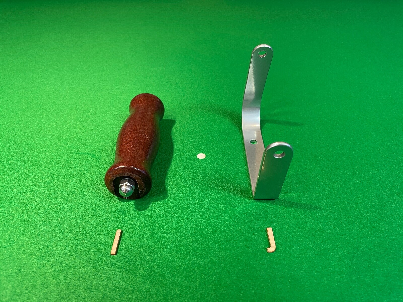 Dowsing Snooker Table Iron Spare Parts inc- Free Case Sticker ...