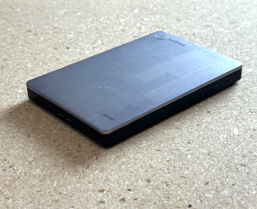 Seagate Backup Plus Portable External Hard Drive SRD00F1 / 1 TB Storage ...