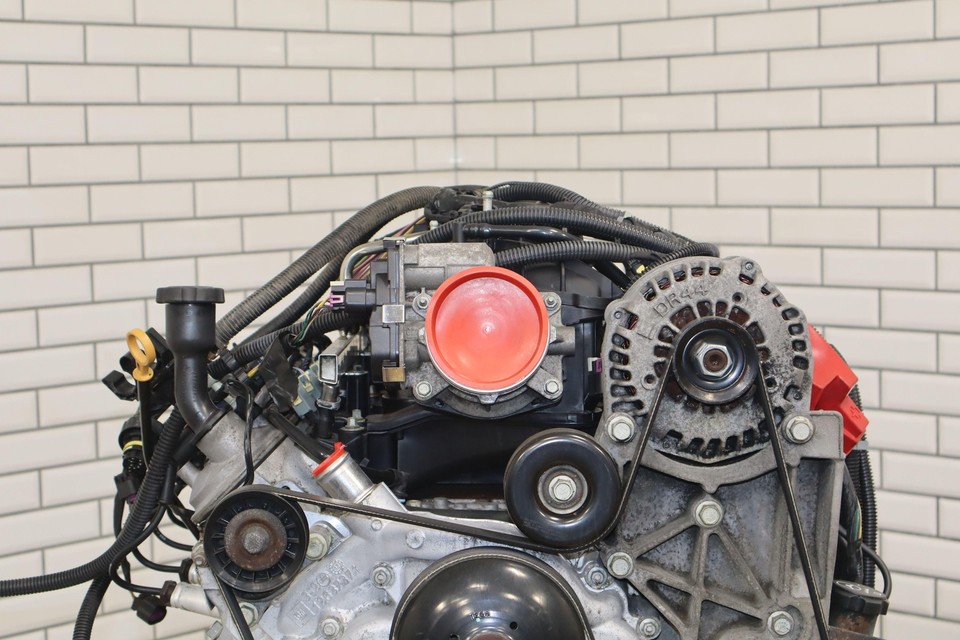 2010-2014 Chevy 5.3L LC9 V8 Engine Droput / Liftout LS Swap Video ...