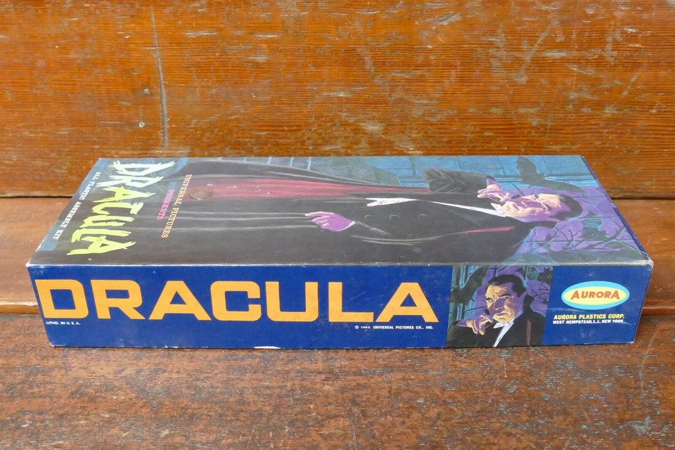 Vintage Original 1962 AURORA DRACULA Model Kit Unbuilt In Box w ...