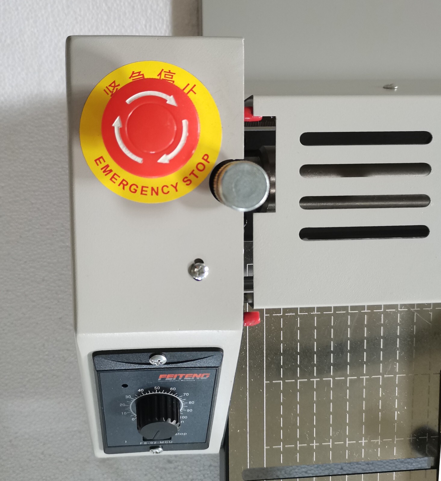 25" 640mm Electric Paper Creaser/Scorer 110V Paper Creasing Machine ...