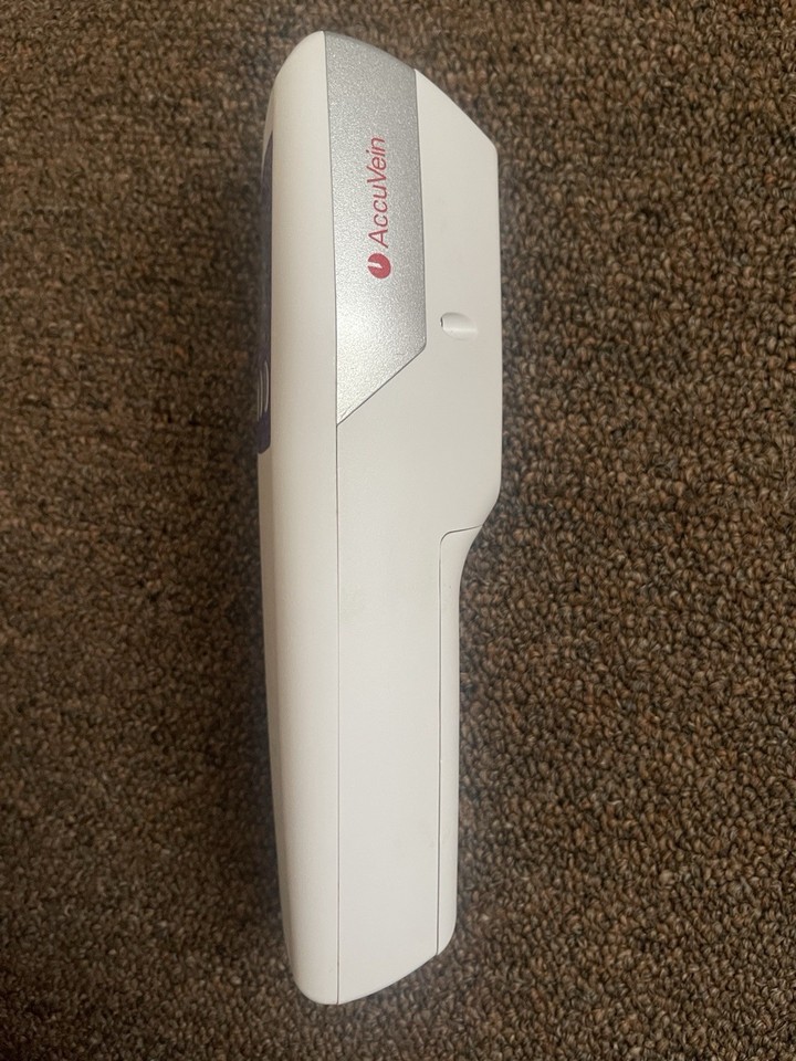 Accuvein Av500 Portable UV Light Vein Finder with Charger Excellent ...