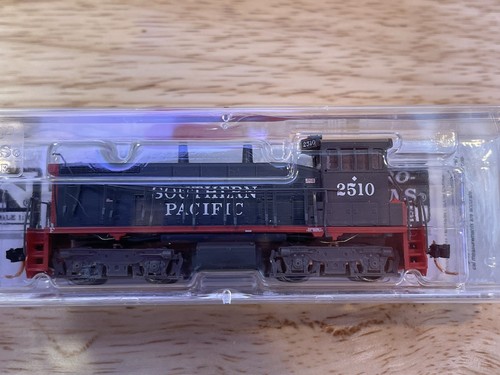 N Scale Micro-Trains SW1500 Southern Pacific #2510, DC only | eBay