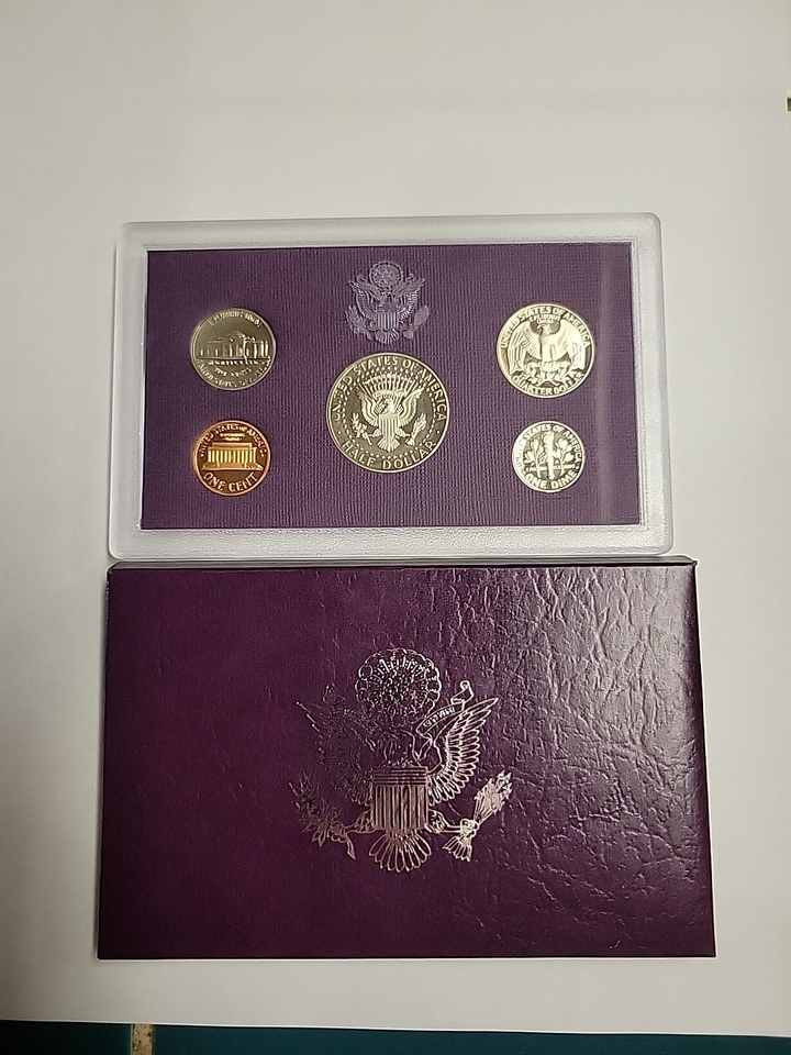 1988 S US Mint Proof Set in Original Government Packaging. Free ...