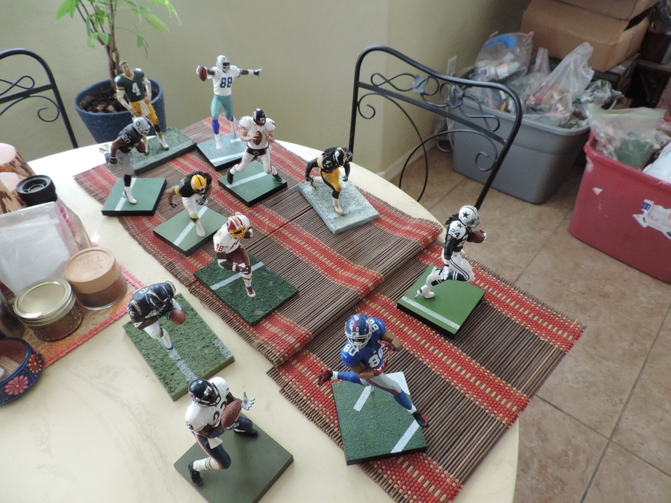 LOOSE NFL MCFARLANE: MCFADDEN, POLAMALU, IRVIN, HESTER, DAV IS, GATES ...