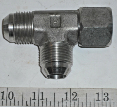 Parker 3/4" Triple-Lok - Swivel Nut Run Tee 37° Flare / 37° Swivel 12 ...