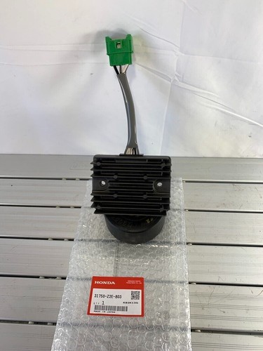 GENUINE HONDA Regulator Rectifier Assy 31750-Z2E-803 20A GX440 GX630 ...