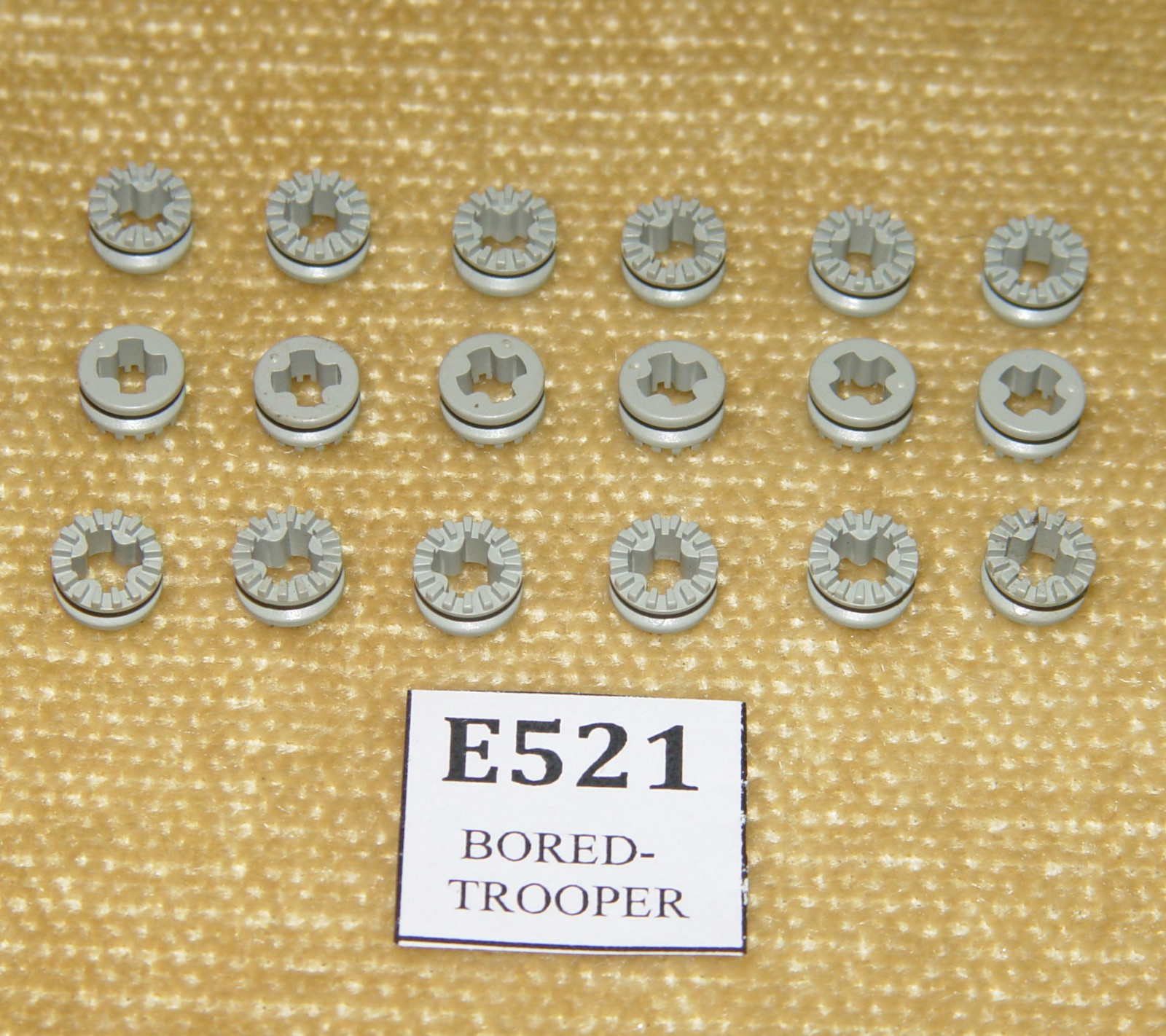 LEGO Parts: Technic Bush 3713,4265c 1/2 Smooth, 4265a,4265b 1/2 Toothed ...