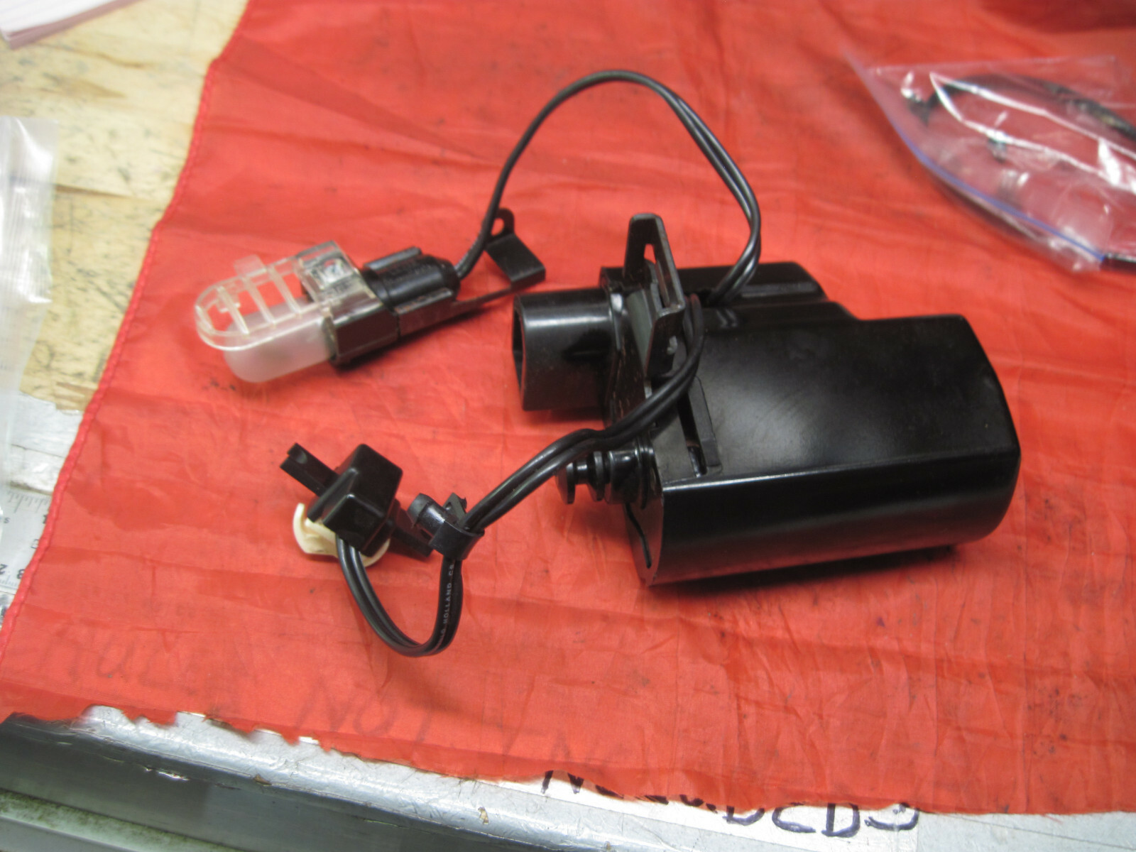 Singer 7105 Sewing Machine Motor Light Socket On/off Switch | eBay