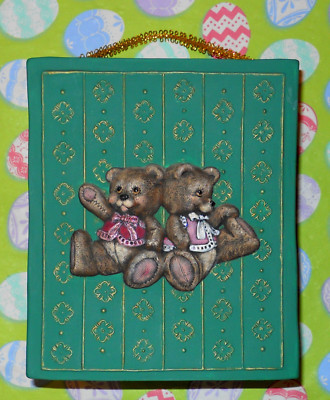 HAND-MADE CERAMIC BAG WITH TEDDY BEARS & GOLD RIBBON 7 3/4" TALL x 6 1/ ...