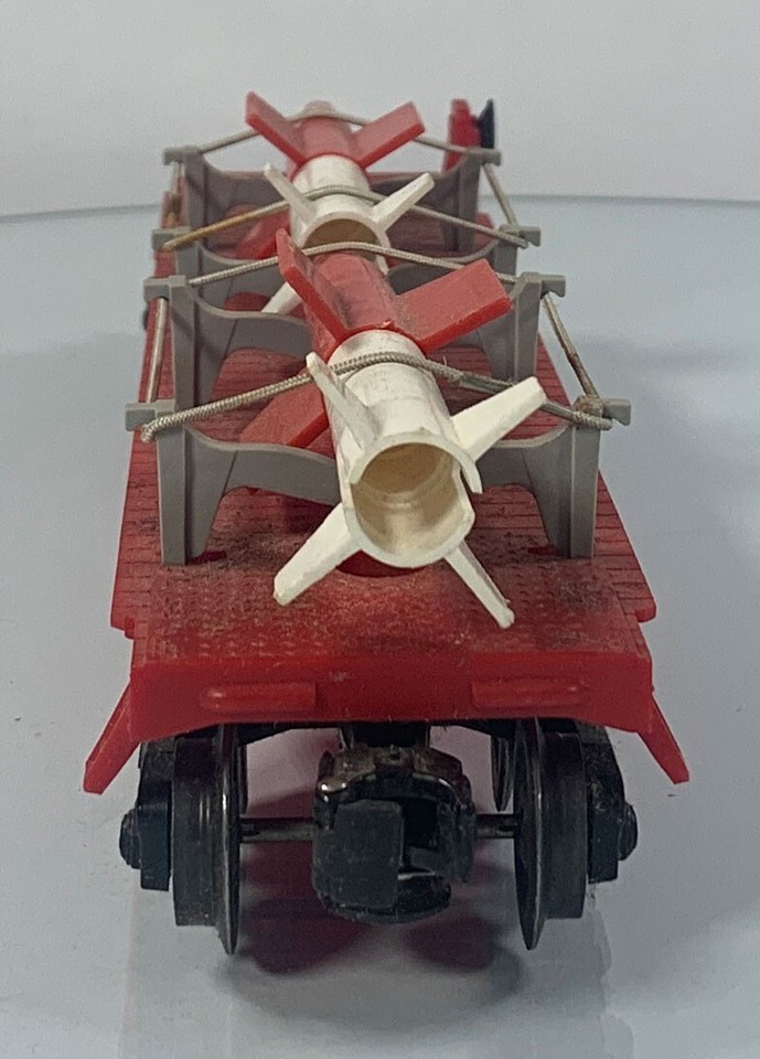 LIONEL O GAUGE 1959-1960 Postwar 6823 Flat Car Missile Orig Box VERY ...