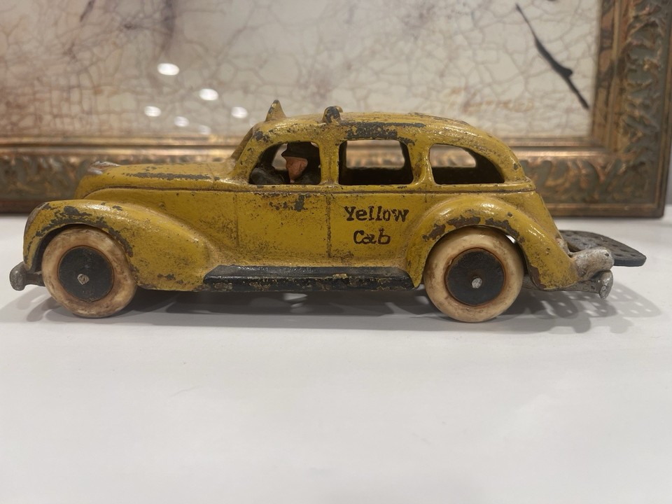VINTAGE CAST IRON TAXI YELLOW CAB TOY CAR *HUBLEY 2321* | eBay