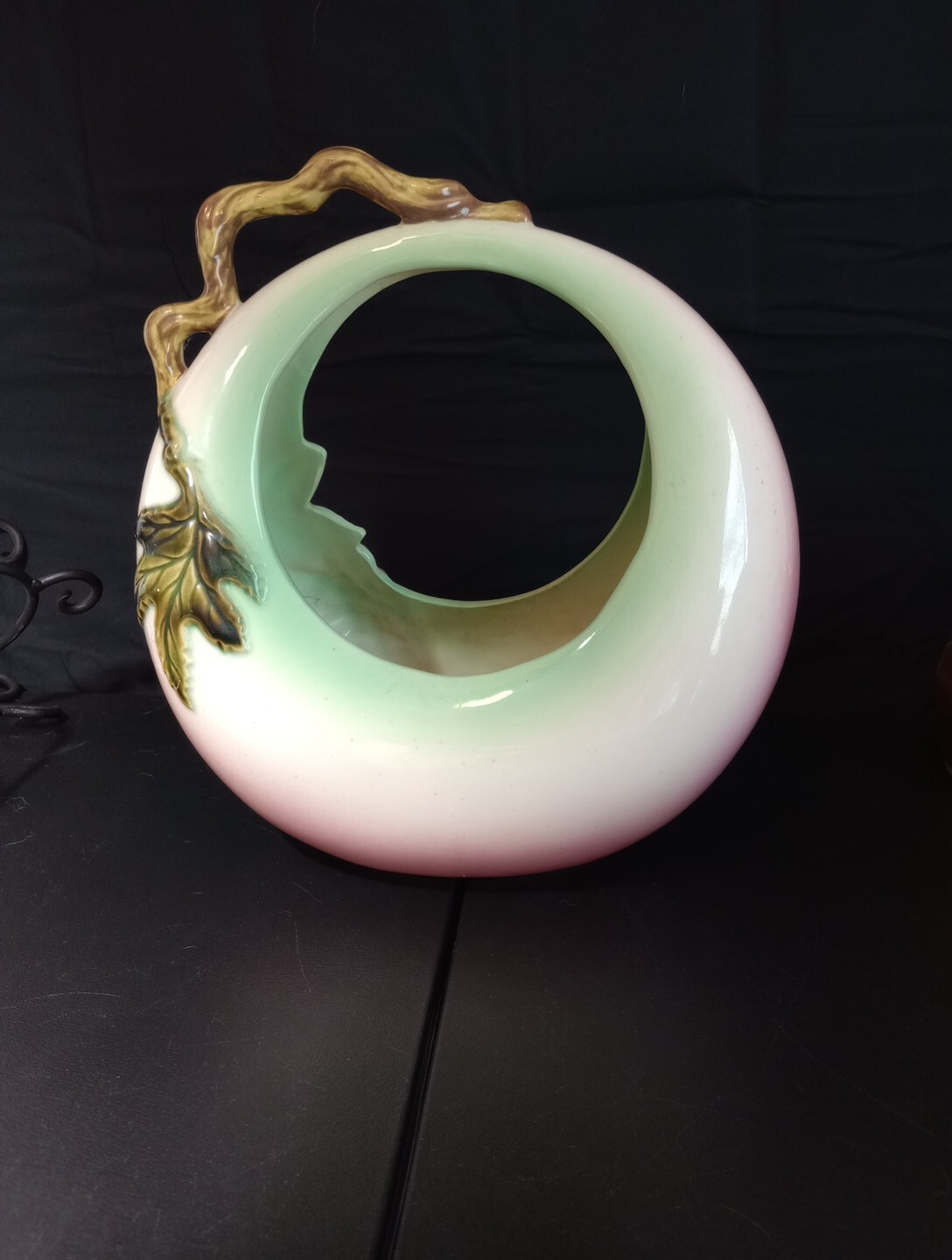 Vntg 1950s Hull Tokay Moon Planter Pink Green Ivory W/Purple Grapes #11 ...