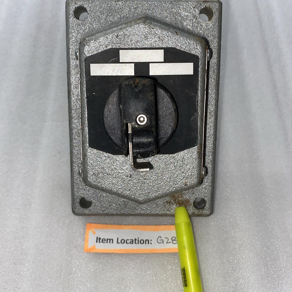 Eaton Crouse Hinds EDSC21273, EDS 3-Position Selector Switch Control ...
