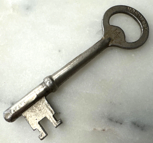 Antique Vtg Norwalk Skeleton Key Padlock Cabinet Door Drawer #14 | eBay