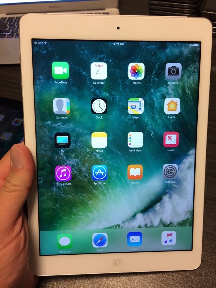 Apple iPad Air 32GB, Wi-Fi, 9.7" inch - White - very good!!! | eBay