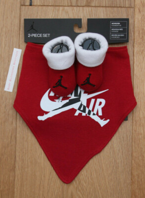 Air Jordan Baby Bandana Bib & Booties Set ~ Red, White & Black ~ 0-6M ...