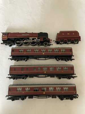 Hornby Duchess of Sutherland LMS 6233 Maroon Steam Loco Tender, 3 ...