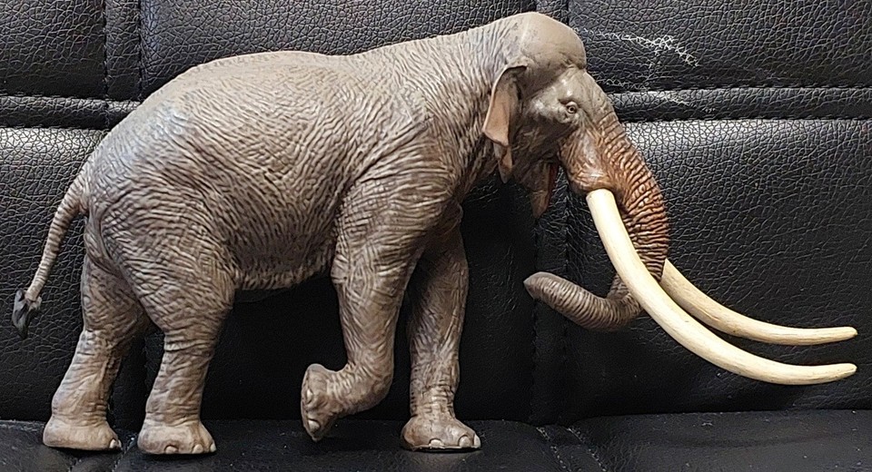 EOFAUNA MEGATUSKERS LOT 1 - STEGODON AND DEINOTHERIUM 1/35 SCALE ...