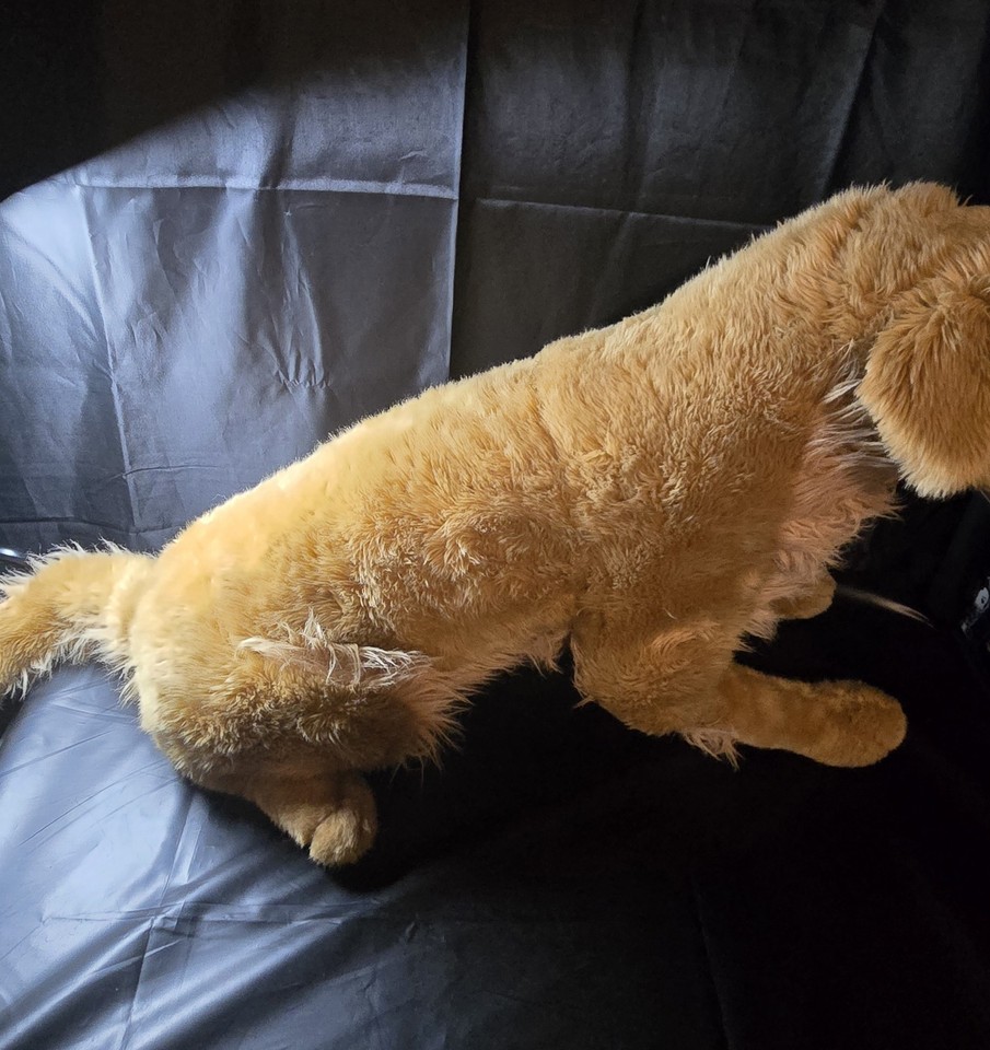Melissa & Doug Large Golden Retriever Life-Size Plush Dog Stuffed ...
