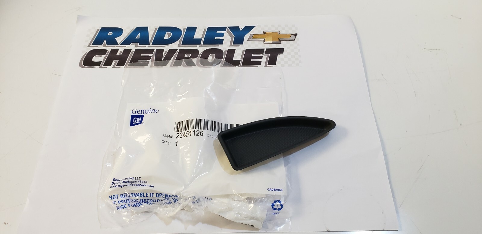 Chevrolet GM OEM 16-18 Malibu Interior-Rear Door-Switch Bezel Cap Right ...