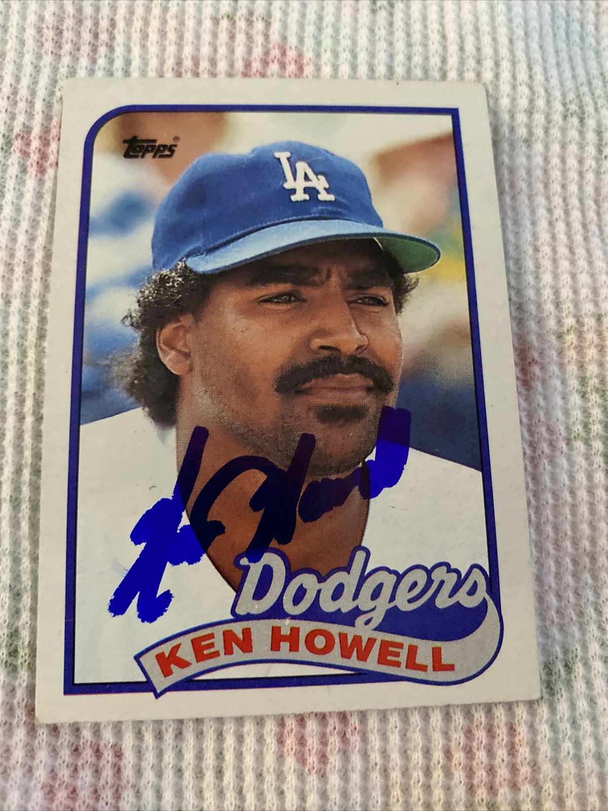 Ken Howell autographed baseball card (Los Angeles Dodgers) 1989 Topps ...