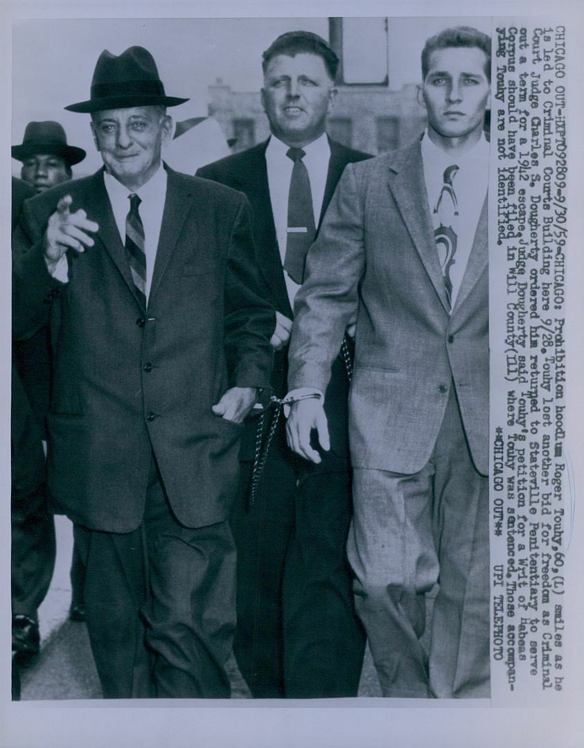 1959 Roger Touhy Smiles Leaving Chicago Court Wire Photo | eBay