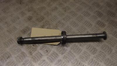 Yamaha YZF600 YZF 600 R6 5EB 1999-2002 Swing Arm Spindle | eBay