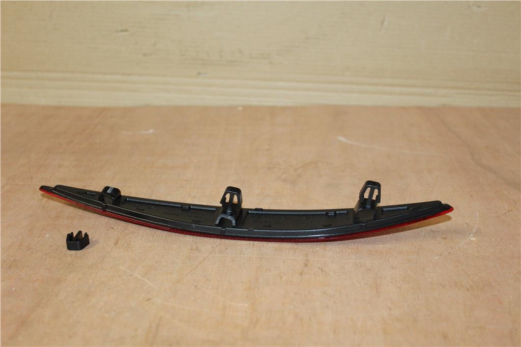 2014 Volkswagen Golf Mk7 Rear Bumper Left Side Reflector 5G0945105 for ...