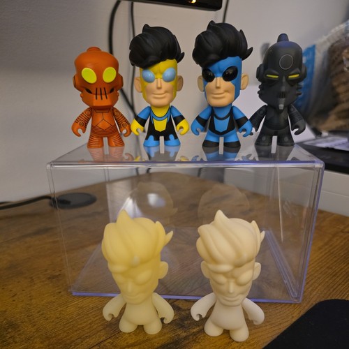 Skybound Mini's Series 1 Invincible Lot of 6 Robot, Invincible, GITD | eBay