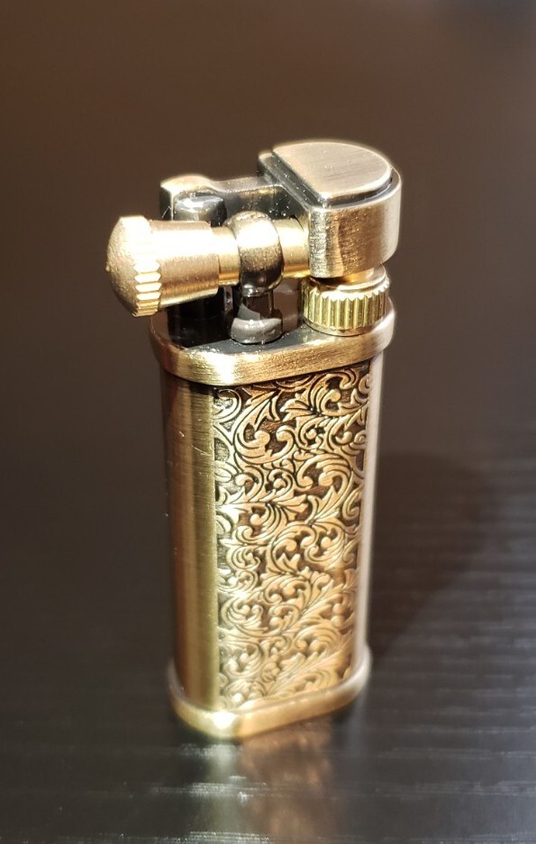 VINTAGE RETRO STYLE ROLLER LIGHTER Trench Retro Fuel Saving Lighter O ...