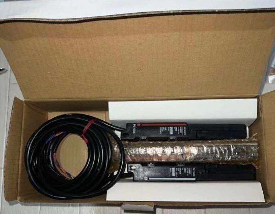 Keyence PJ-50A Laser Displacement Sensor, High Precision Measurement ...