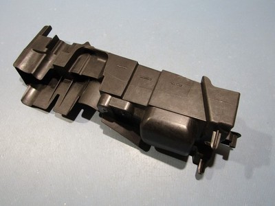 MERCEDES SPRINTER 906 RADIATOR RH COVER BRACKET GENUINE A9068890131 X2 ...