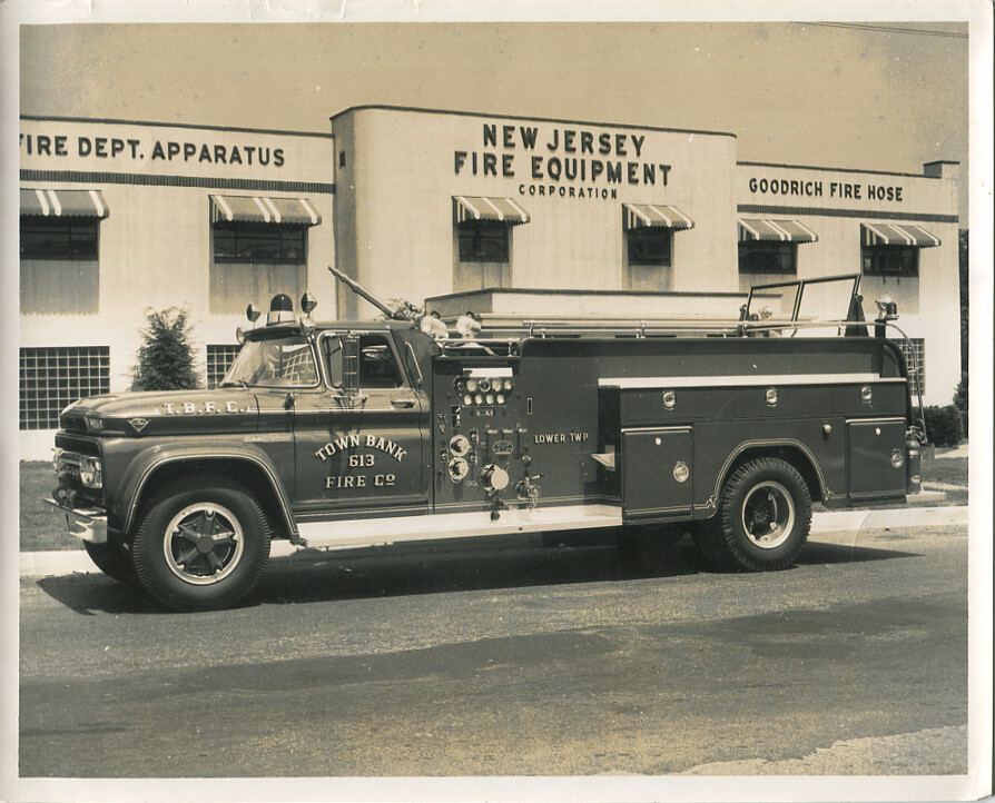 Town Bank New Jersey fire truck engine vintage firefighting photo | eBay