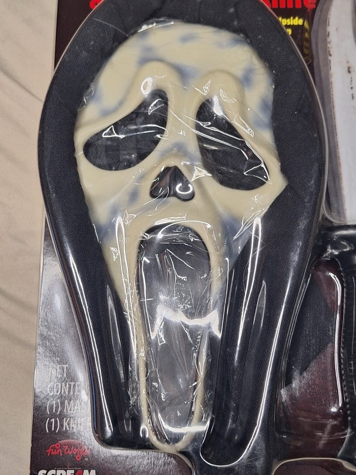 Scream 4 Deluxe Mask & Bleeding Knife Collector's Edition CE Ghost Face ...