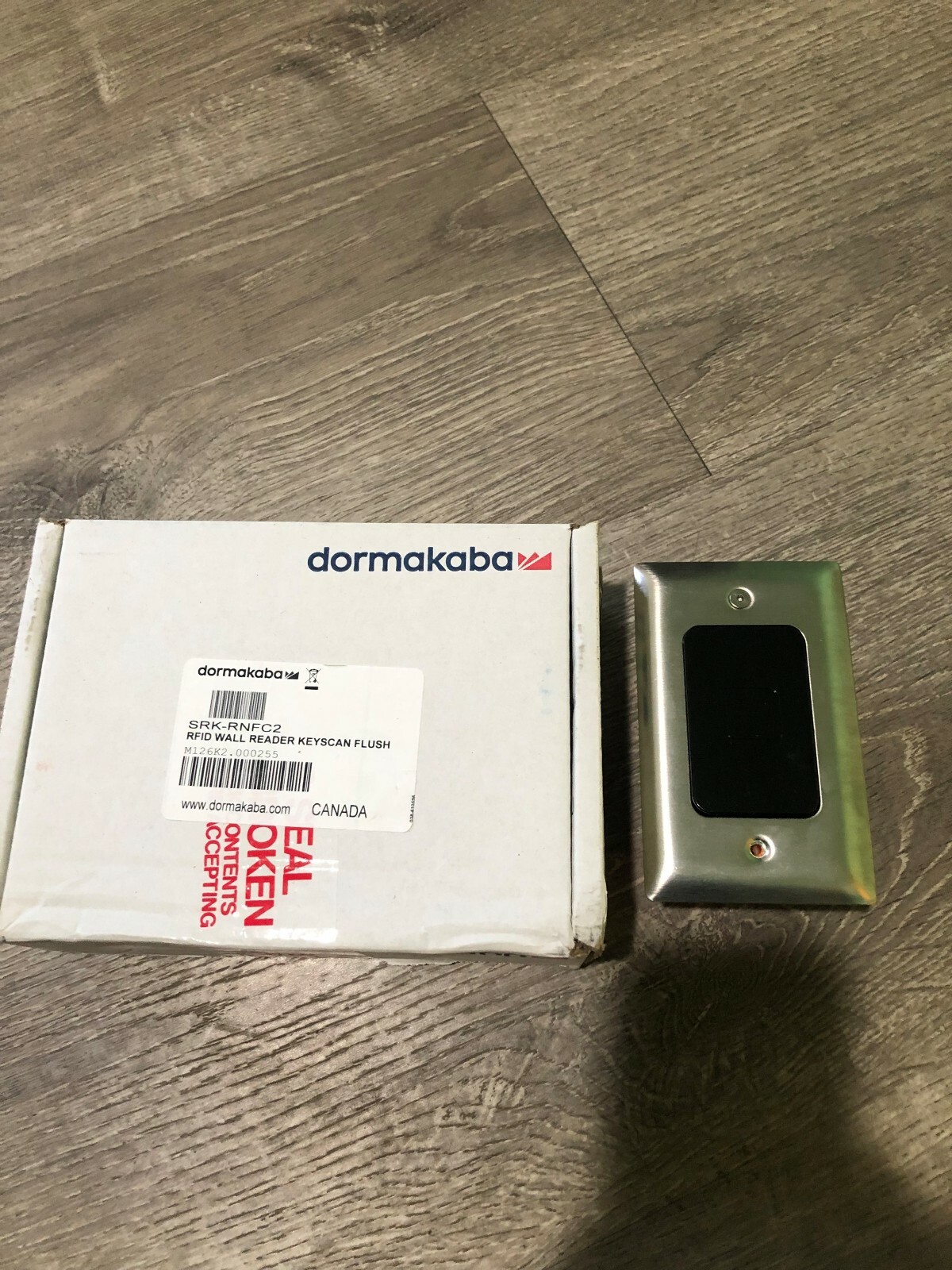 Dormakaba RFID Wall Reader Keyscan Flush SRK-RNFC2. Open box, no used ...