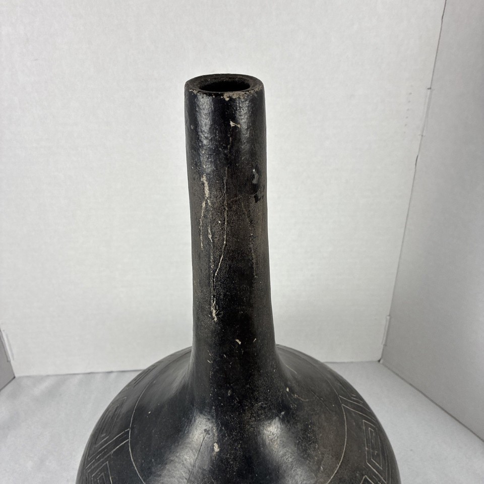 Antique Native American Indian Interest? Clay Pottery Vessel / Water ...
