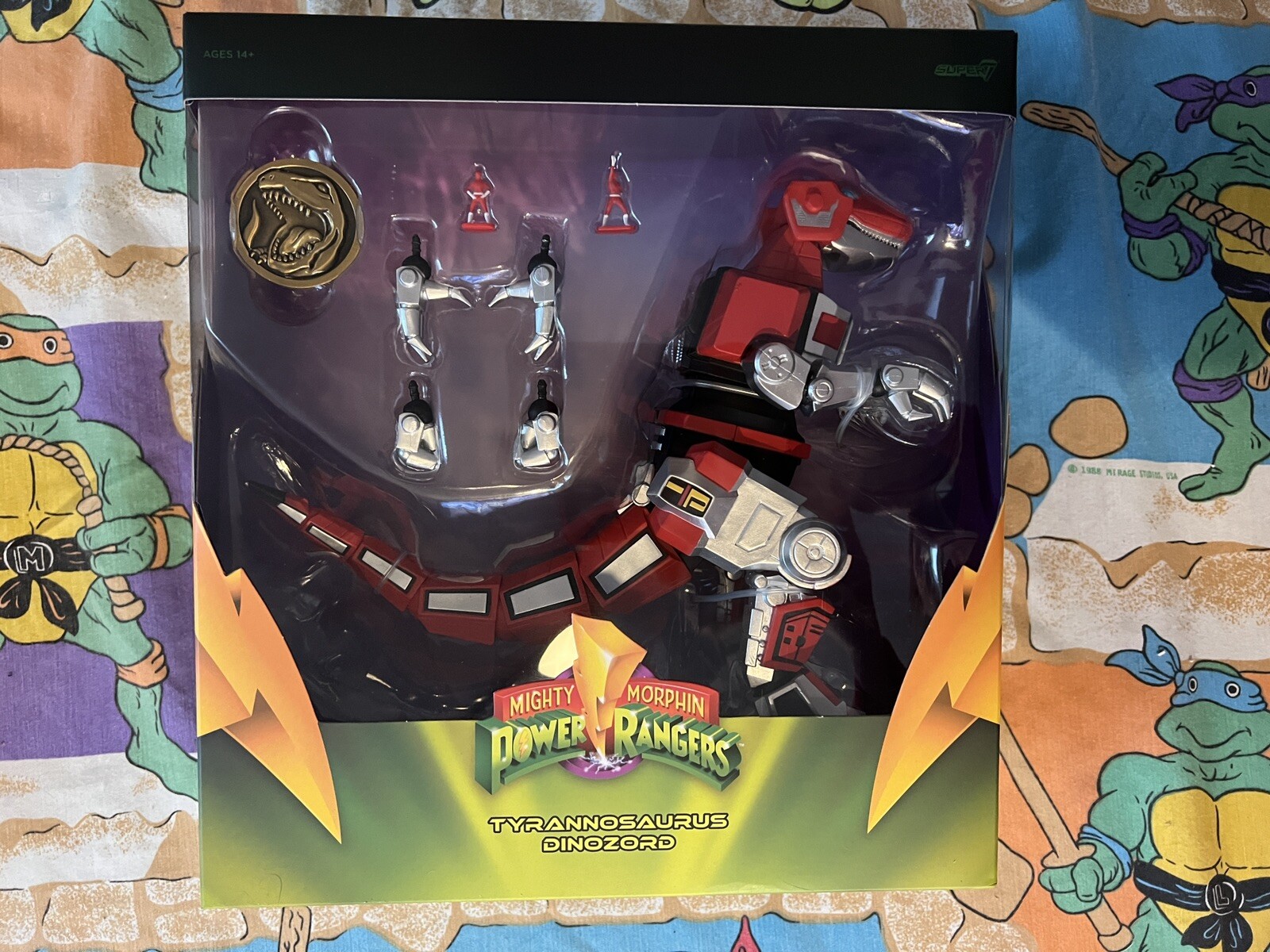 super 7 ultimates mighty morphin power rangers tyrannosaurus dinozord ...