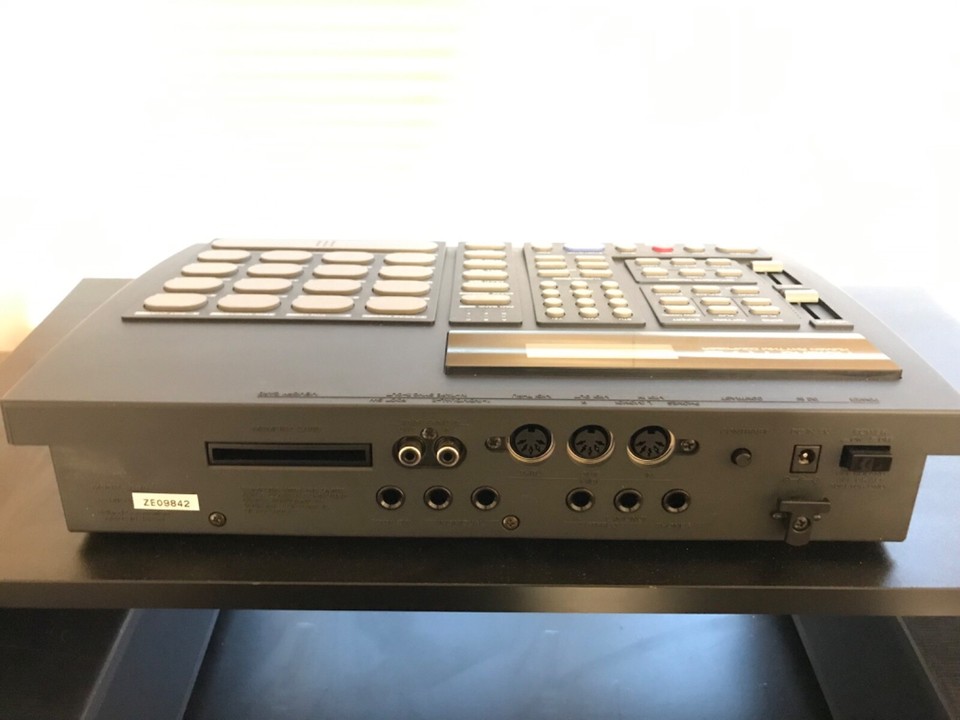 Roland R-70 Drum Machine / brand new never used | eBay