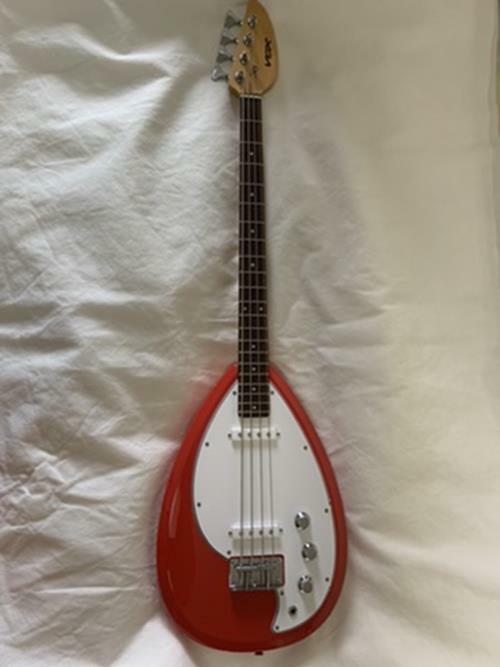 Vox Phantom Bass Mark III/ Vox Mark IV V224 >> Vintage Guitar and Bass